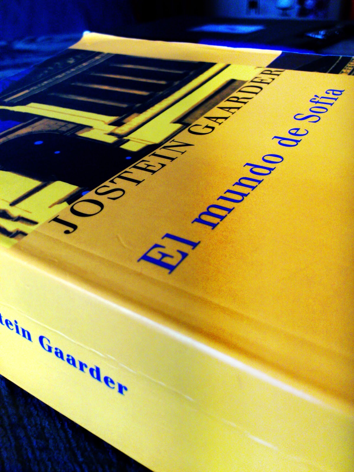 Mi lápiz tan manso: DIÁLOGO ENTRE SOFÍA AMUNDSEN Y ALBERTO KNOX